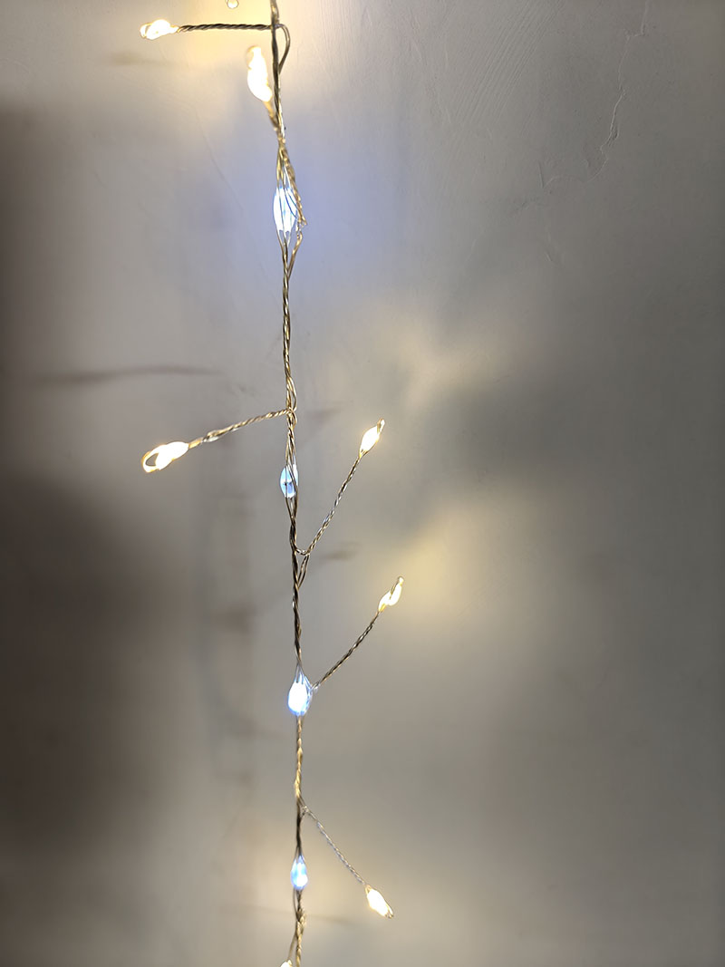 waterflowing cluster curtain light