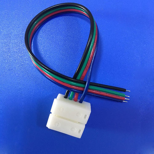 IP65 strip connector with cable